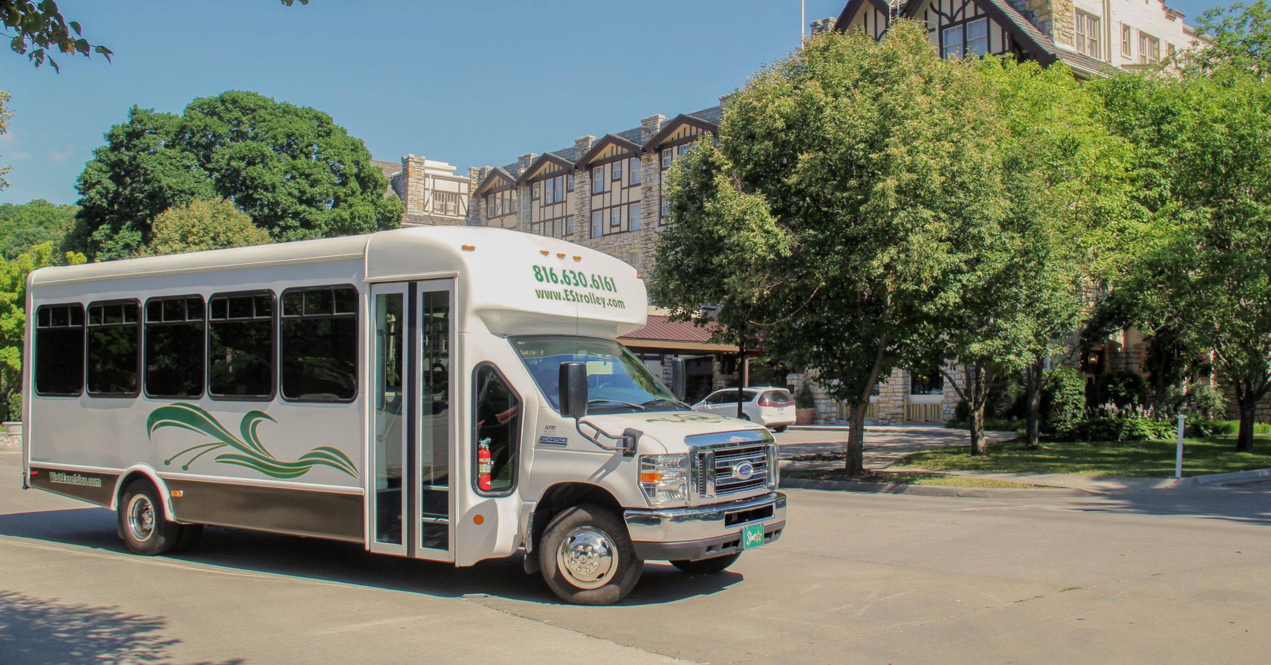 Chamber Adds "Star" Shuttle Bus to Trolley Fleet - Excelsior Citizen