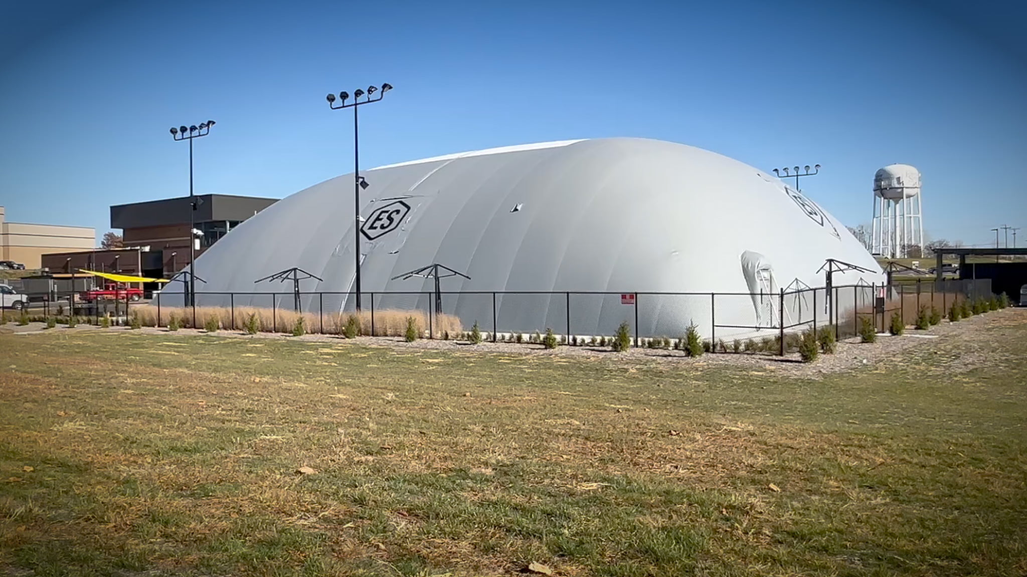 Community Center Unveils Innovative Inflatable Dome for Year-Round Pool ...